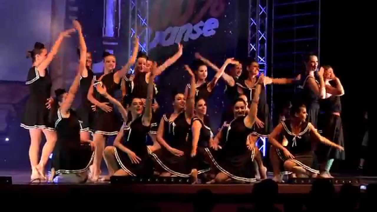 100% Danse Show des élèves 2014 - YouTube