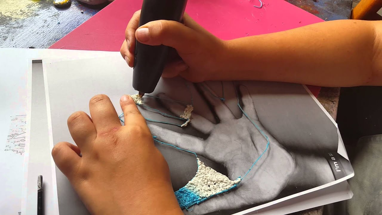 How to use a 3doodler - YouTube