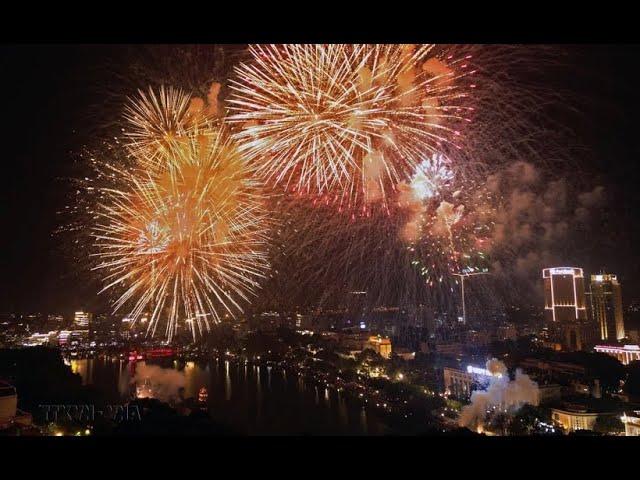 Vietnamese New Year Fireworks New Year In Vietnam 2024 Celebrate Tet