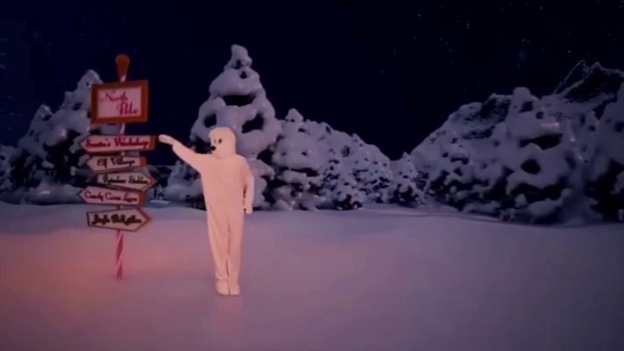 Elf yourself - jingle pop Donald Duck en vrienden - YouTube