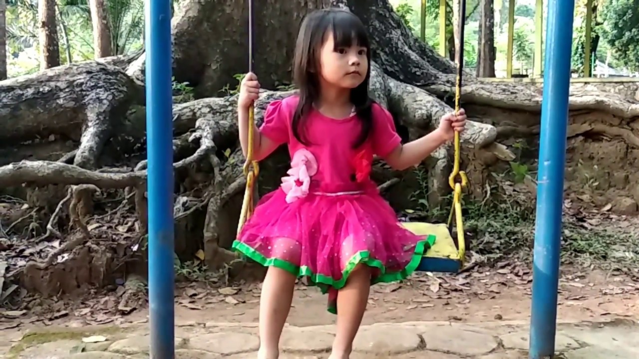 Wana Wisata Grape Madiun - YouTube