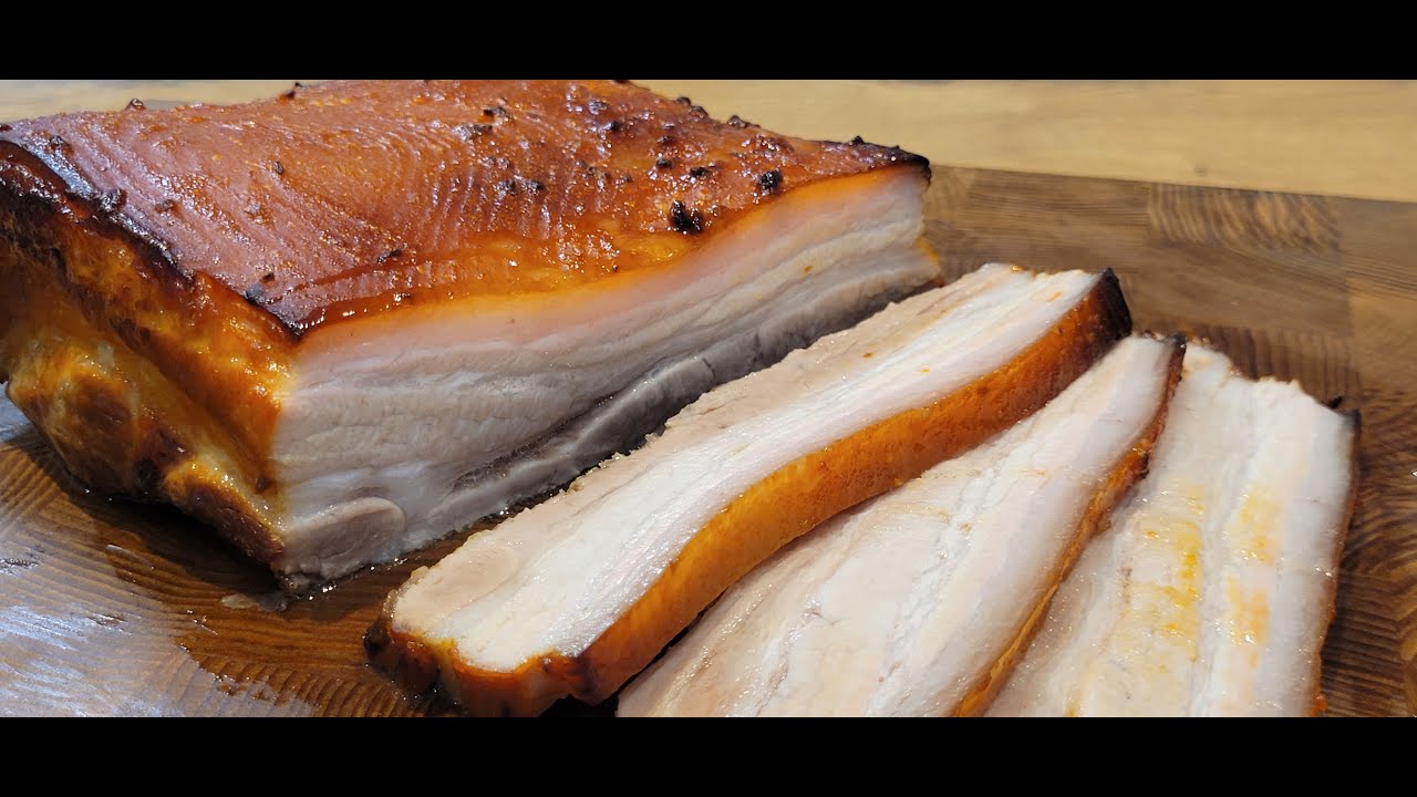 Boczek gotowany następnie pieczony najlepsza wędlina na święta - YouTube