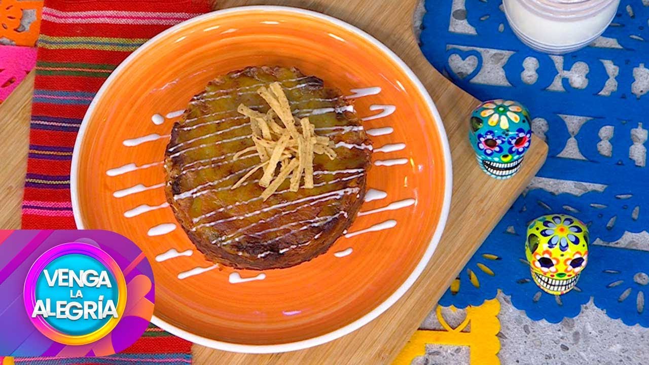 Aprende a preparar un delicioso Pastel azteca de mole. | Venga La ...