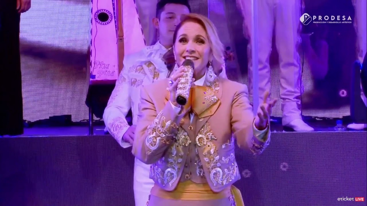 LUCERO MARIACHI LIVE 18/12/2020 - YouTube