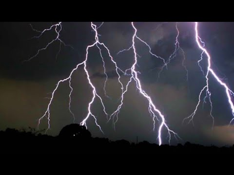Extreme lightning!! - YouTube