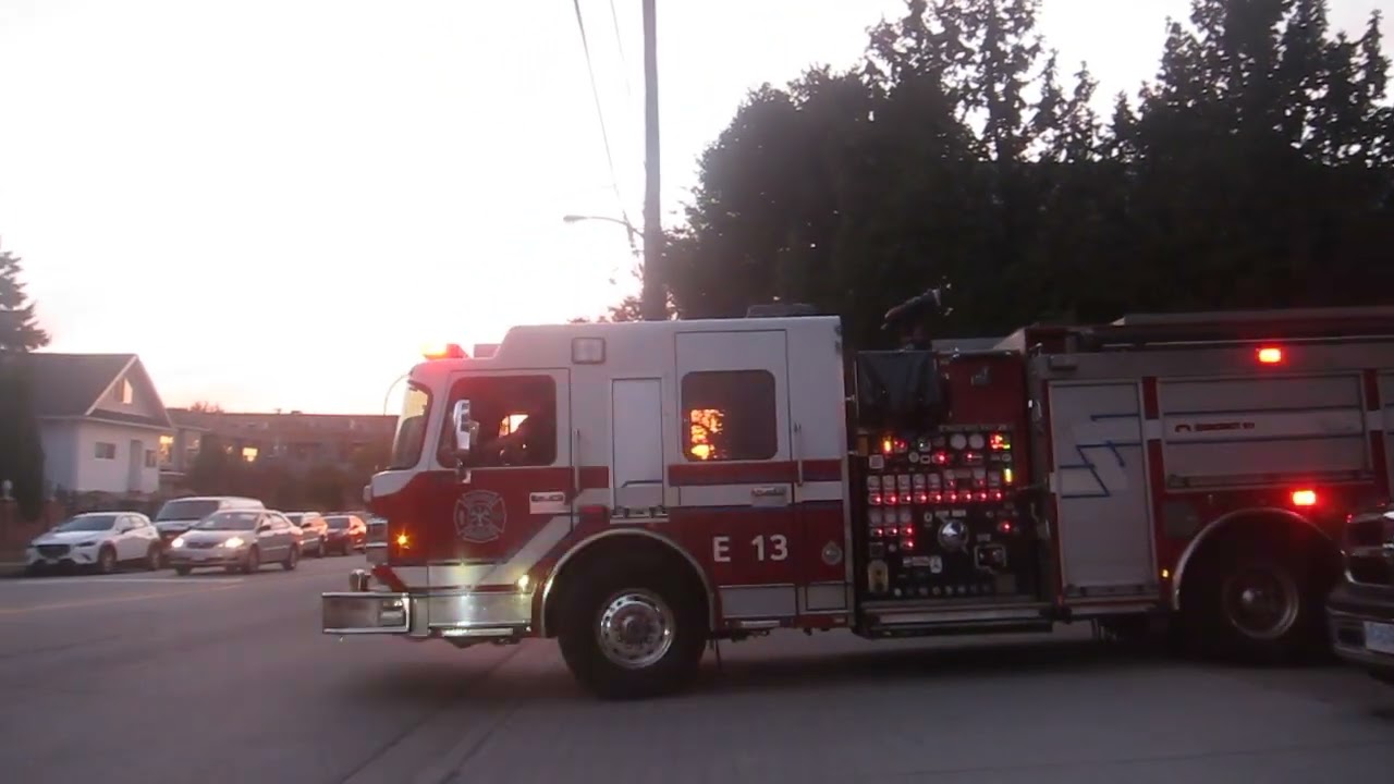 **SUNSET** Vancouver fire Engine 13 responding - YouTube