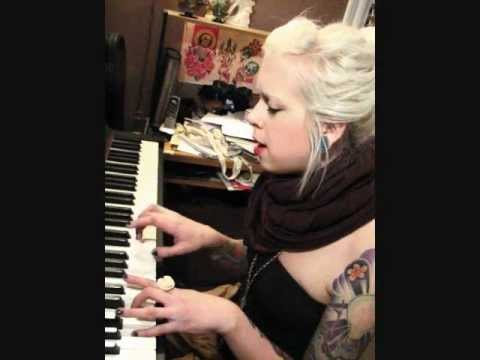Gloomy Sunday- Billie Holiday cover - YouTube