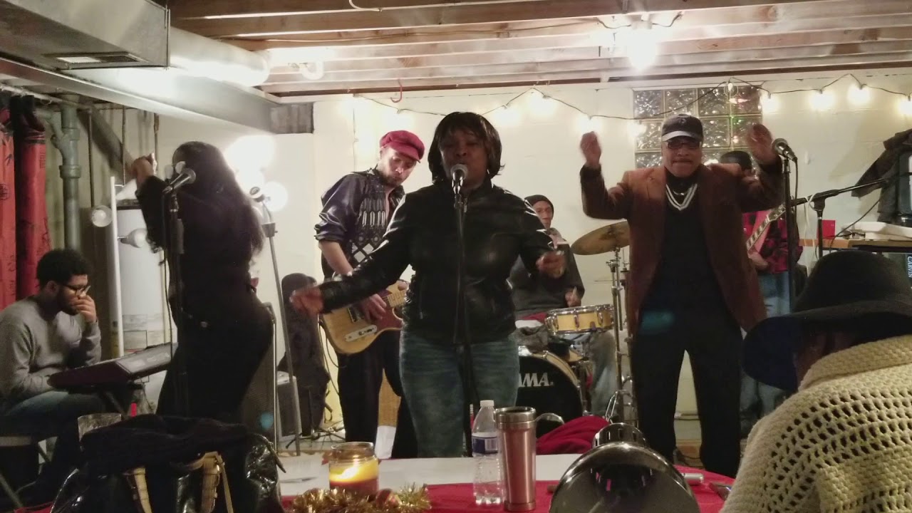 Pazzazz Be Happy - YouTube