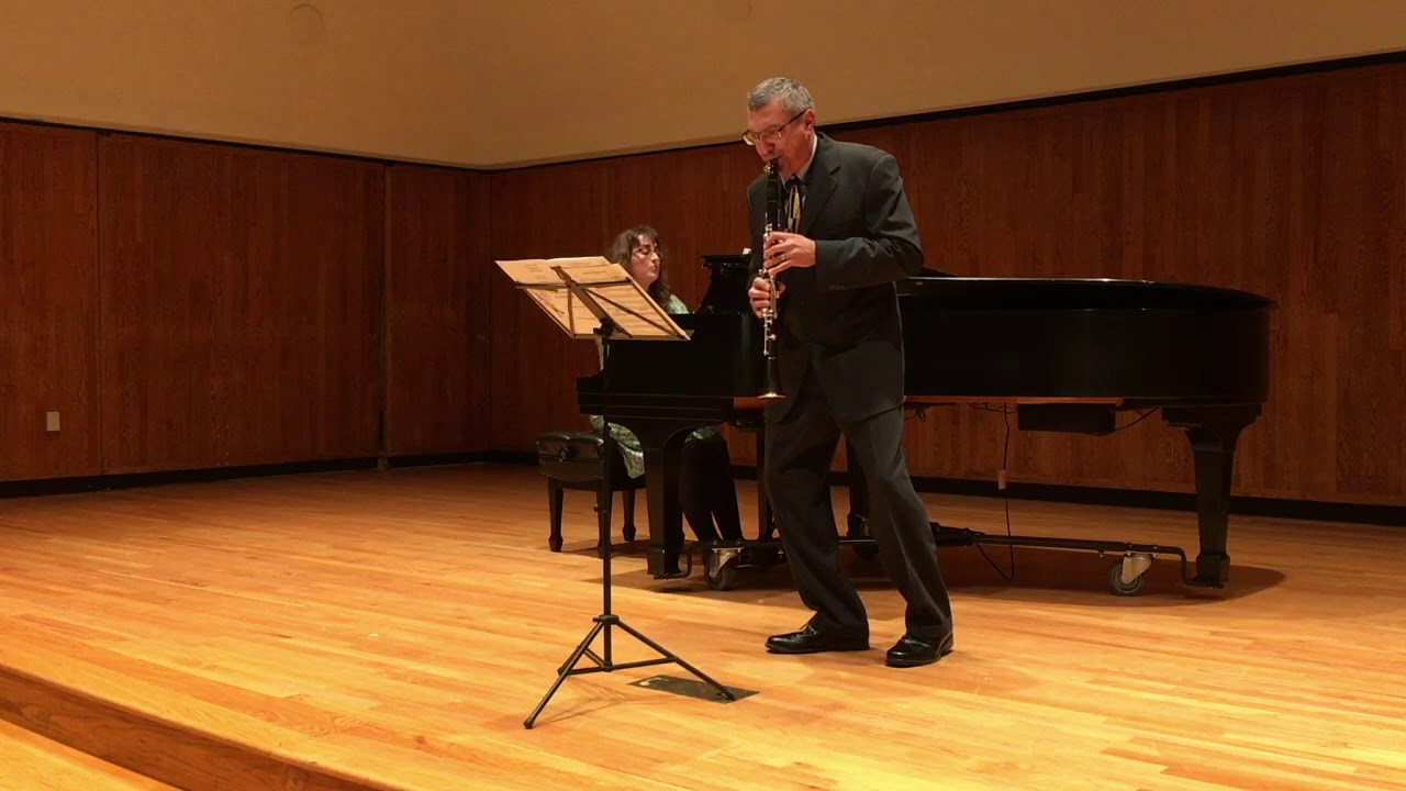 John Cipolla Mercadante Clarinet Concerto in B flat major, Op 101 - YouTube