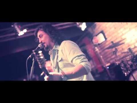 Necati ve Saykolar - Lambaya Püf De & Bindik Bir Alamete  (IF Performance Hall - Canlı)