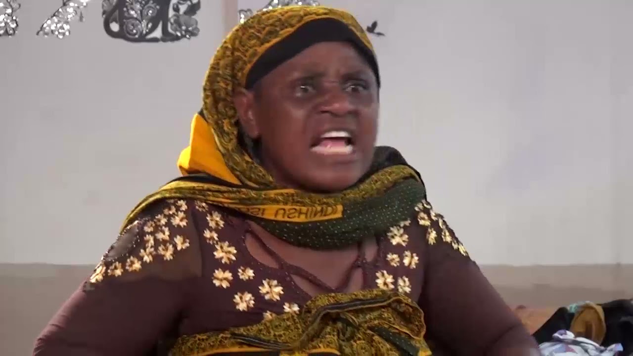 Saison 018 Episode 045 - YouTube