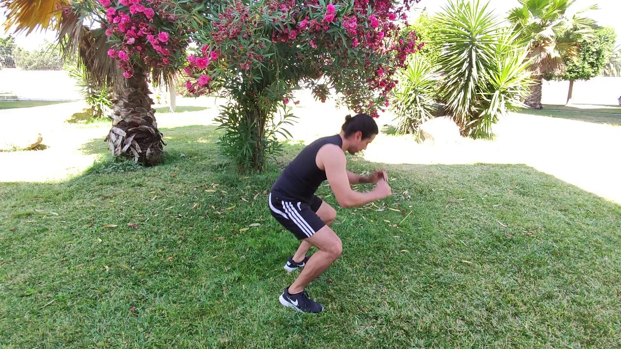 Como hacer medio burpee - YouTube