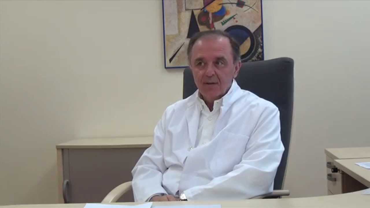 Dr. Agoston: Veränderungen bei Frauen in der Postmenopause - YouTube