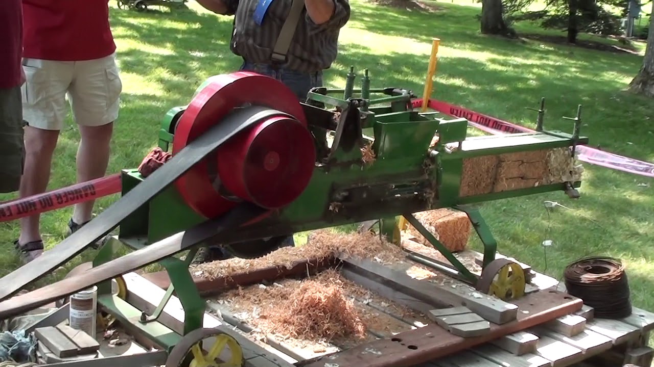 Miniature Hay Press - Little Log House - Pioneer Power Show 2018 ...
