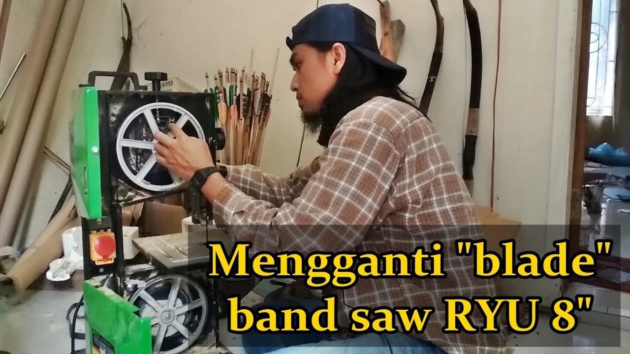 Mengganti mata band saw RYU 8 inchi - YouTube