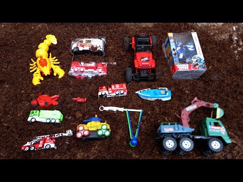 Mencari Mainan ultramen, mobil keruk, mobil ambulance, mobil truk ...