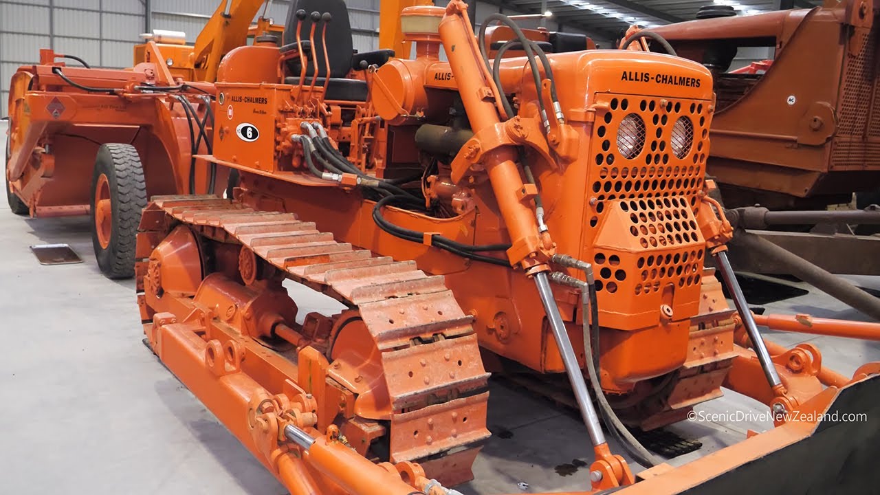 Vintage Allis Chalmers HD6 Bulldozer with a Towed Scraper - YouTube