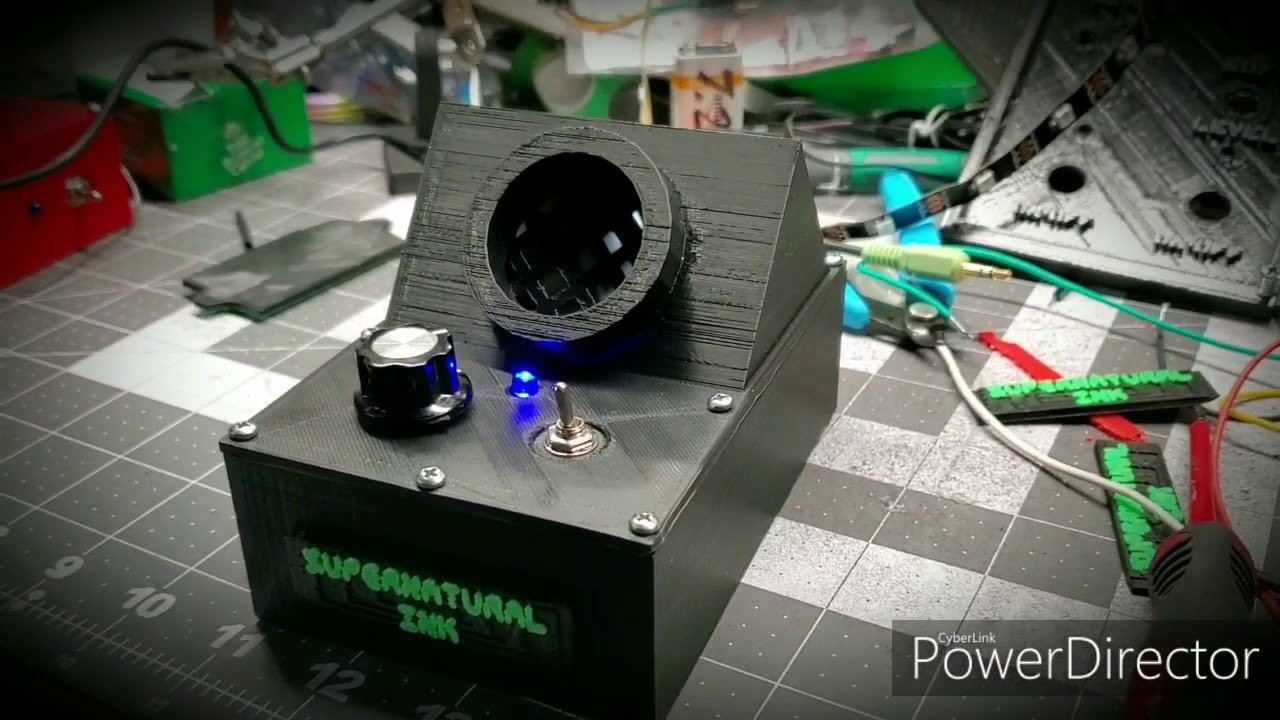 The Nanocom Ghost Box - YouTube