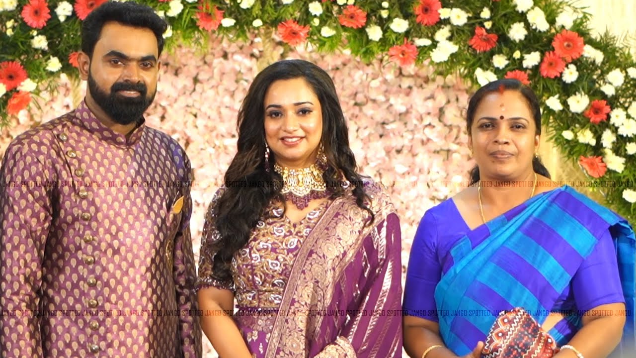 Pournamithinkal Serial Actress Gowri Krishnan Wedding Reception | Gowri ...
