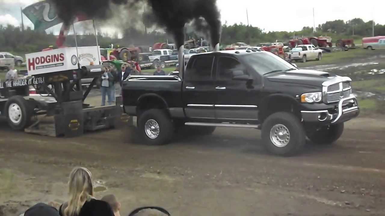 Dodge Ram truck pulling. - YouTube