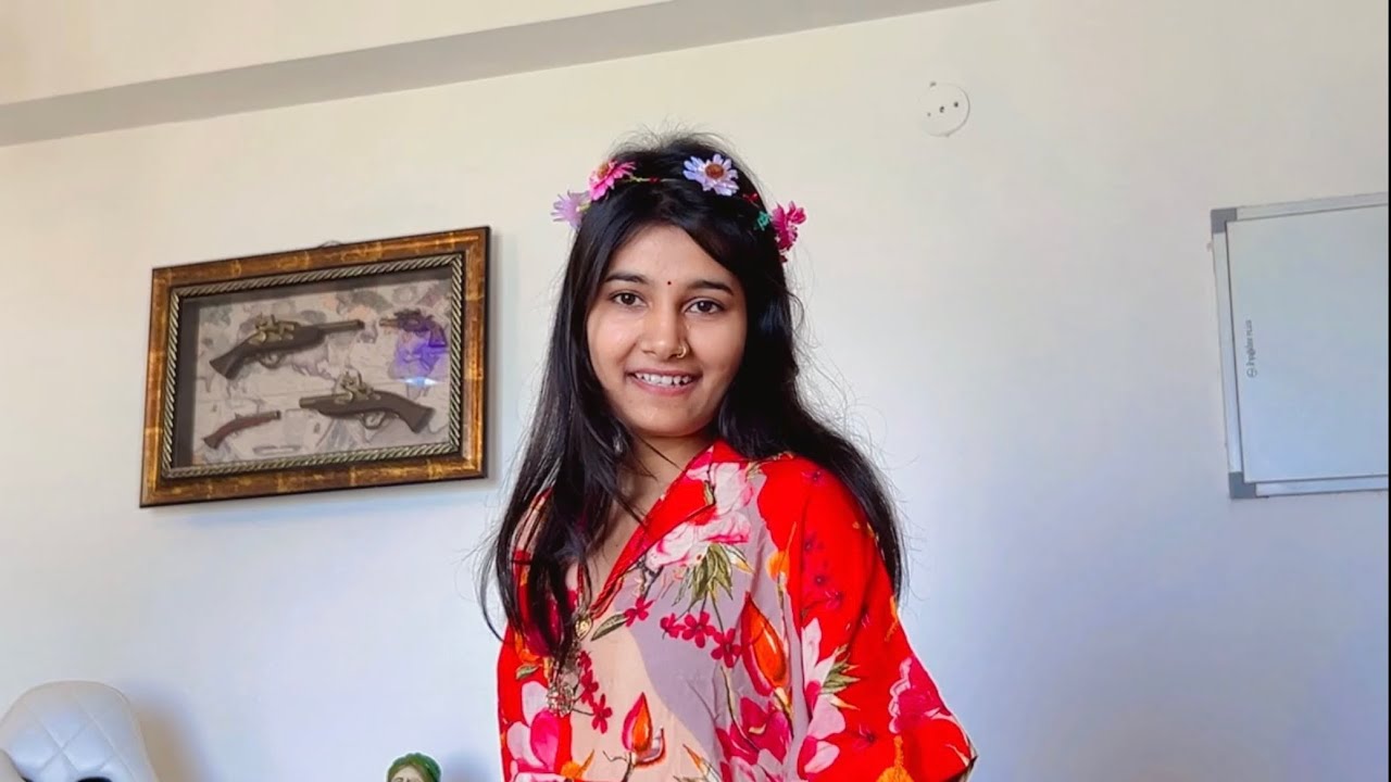 Meri Shoot Locations And Dresses || Priya Dwivedi Vlogs - YouTube