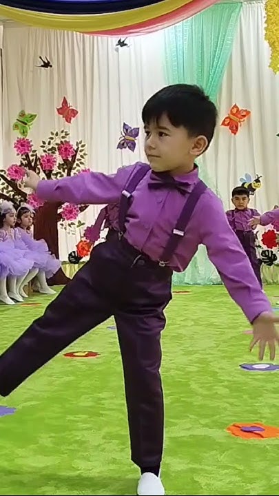 Yigitlar raqsi #bayram #tadbir - YouTube