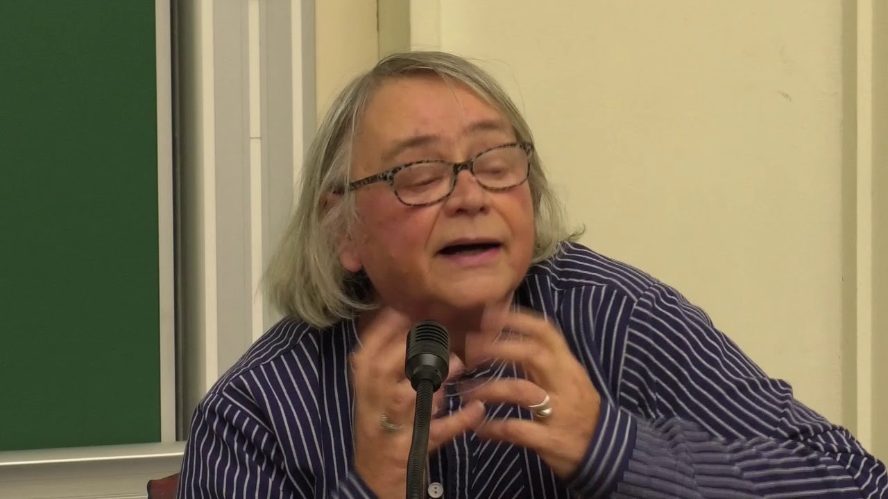 Intervention d'Annie Le Roux - YouTube