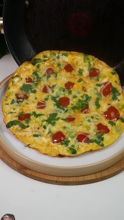 Tomatoes. How to make egges with chiddar cheese and Tomatoes egg recipe ...