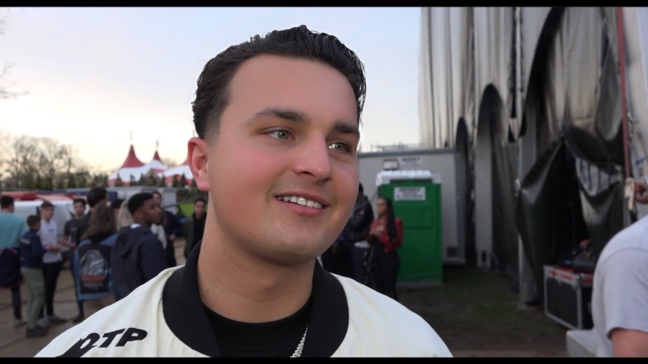 DJ Trobi zorgt op Paaspop voor een overvol Warehouse I Paaspop 2024 ...