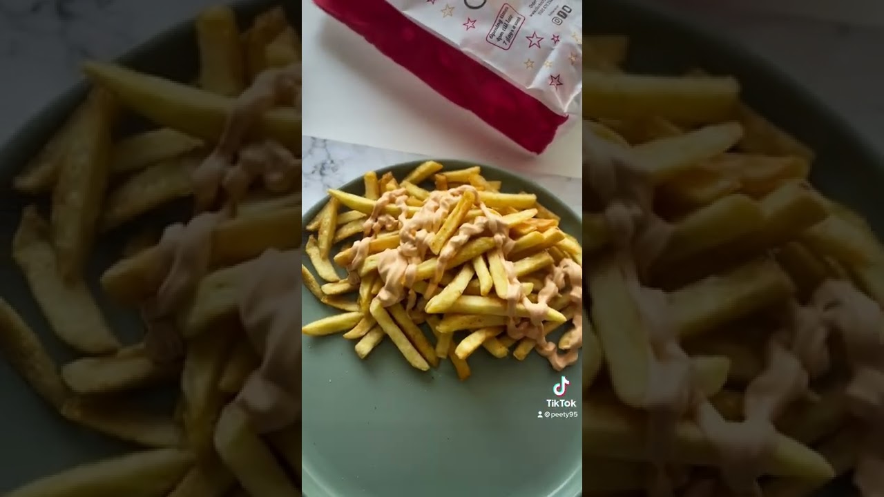 Cluck n Crust, Openshaw - review - YouTube