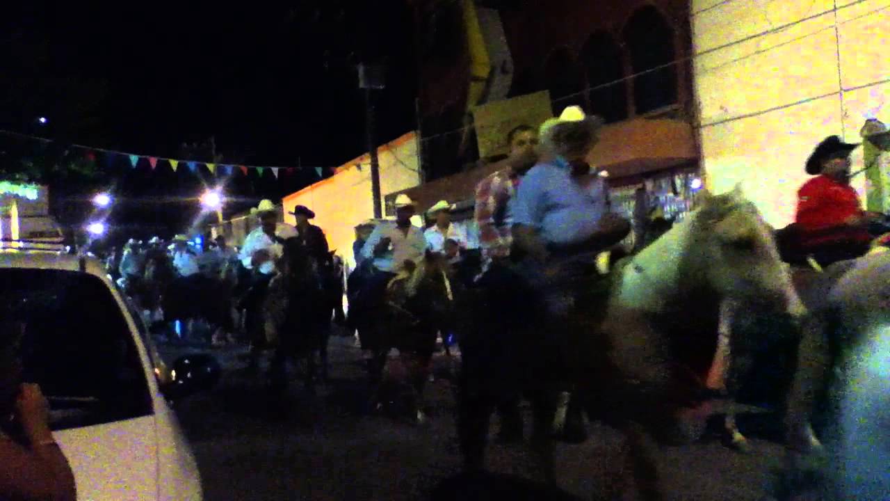 Gallo Santa Rosa 2014 Apodaca, N.L. 14/08/14 - YouTube