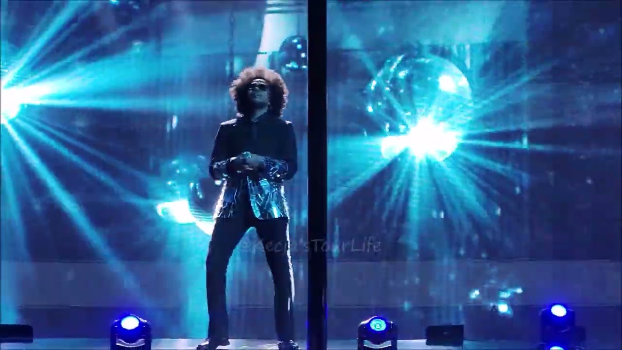 Maxwell - "Sumthin Sumthin" - 4/7/2022 - YouTube