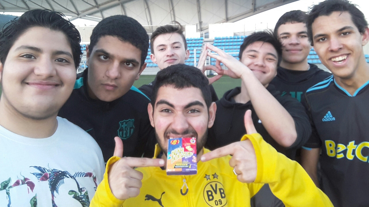 FOOT IRL AVEC DES ABONNÉS + JELLY BELLY !! - YouTube