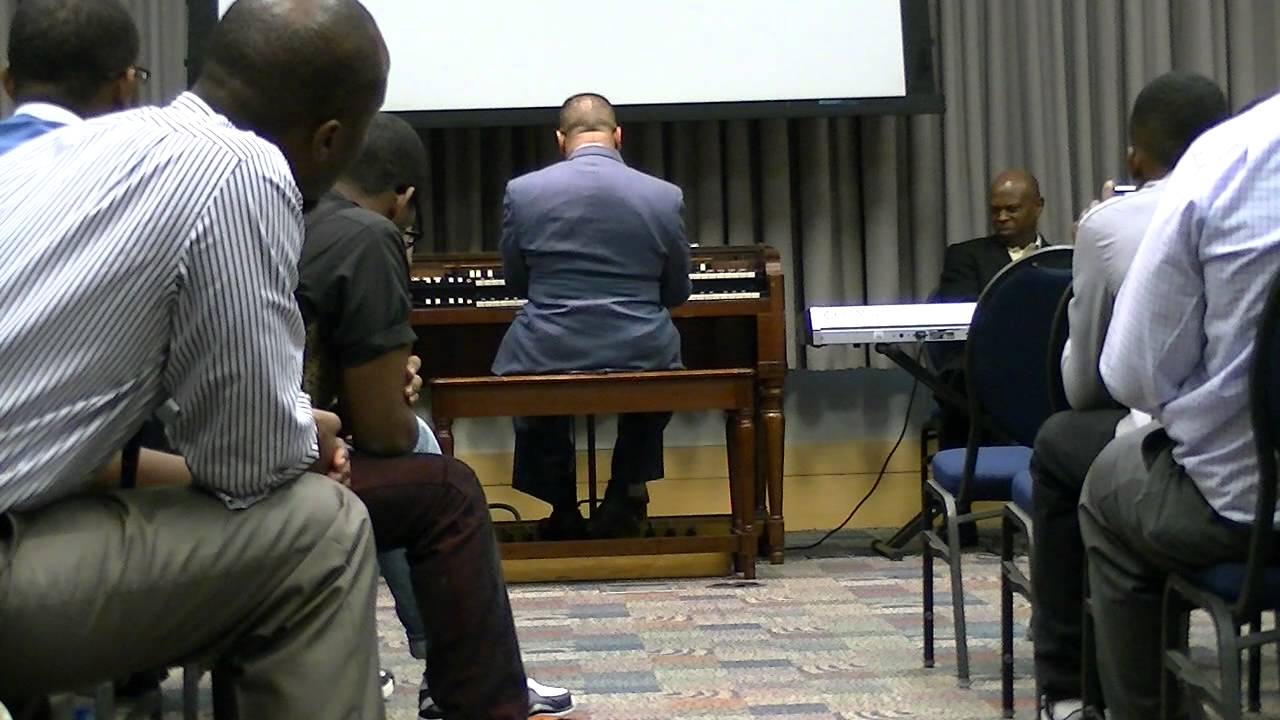 Eld. Curtis Daniel "Convocation/Cathedral Style" - YouTube