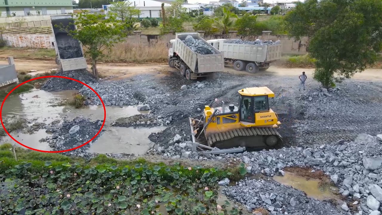 Update Technique Filling Stone by Bulldozer, Wheel Loader Push Stone ...