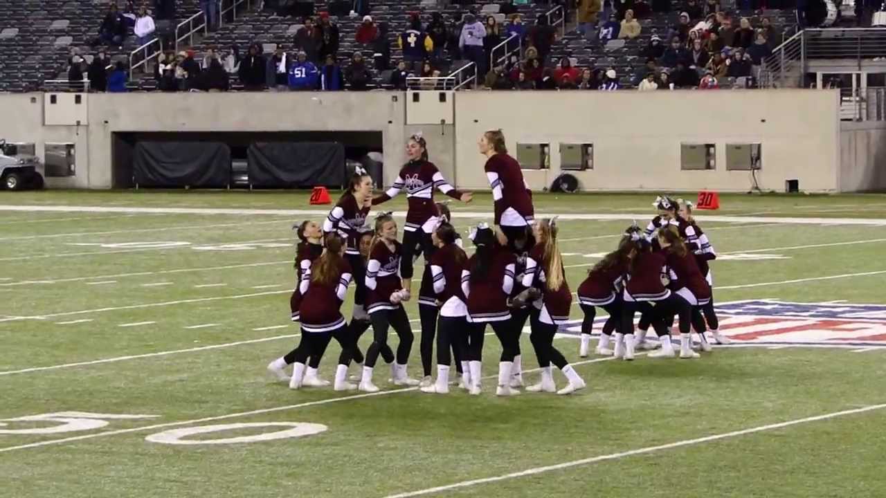 Ridgewood HS Cheerleaders Halftime MetLife 120713 - YouTube