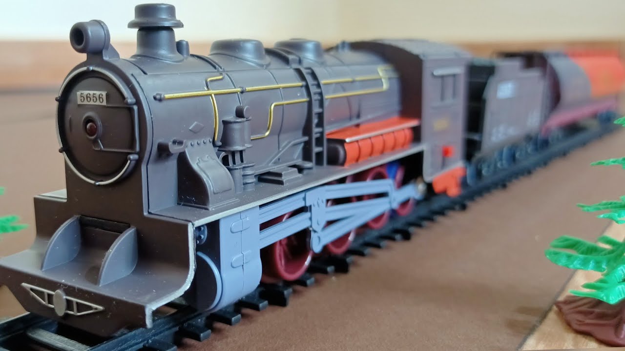 Realistic Train | Fenfa Train | Miss and Chief Brand | Unboxing, Set Up ...