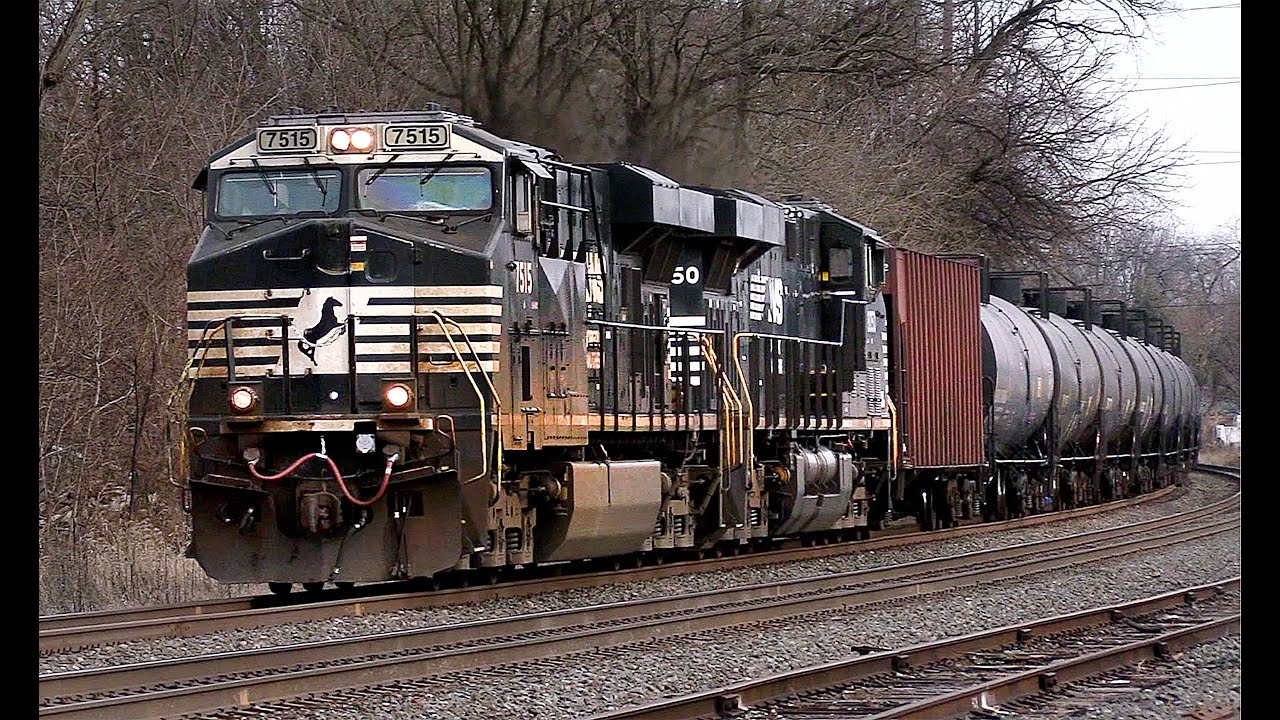 Norfolk Southern, With Horn, Tank car Train, Hummelstown, Pa. Reading ...