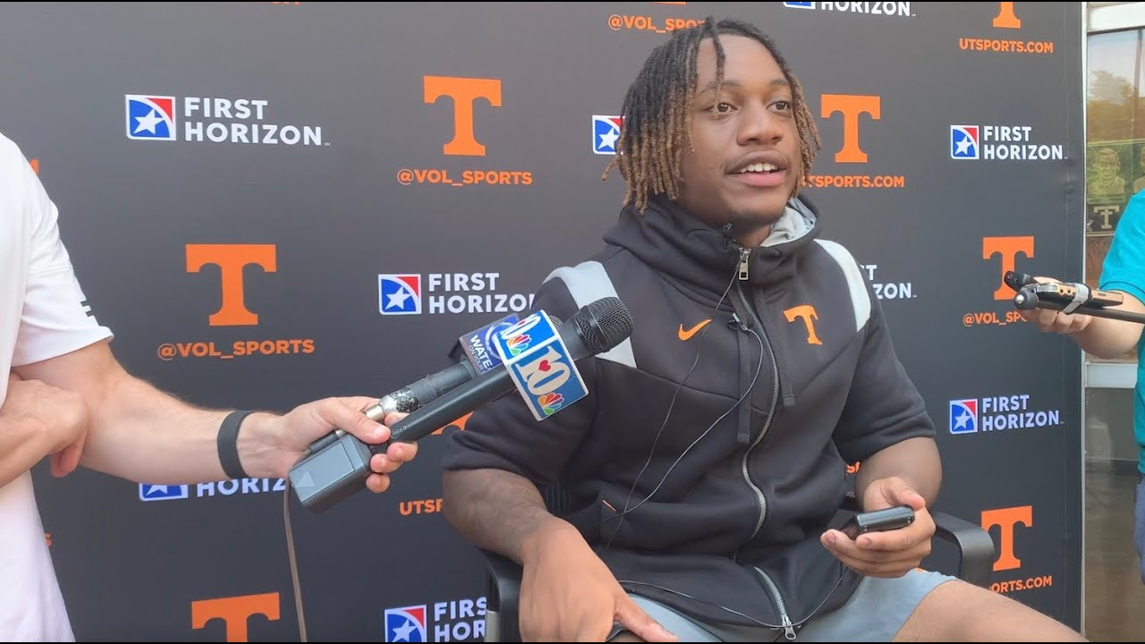 Tennessee RB Jaylen Wright Meets With the Media - YouTube
