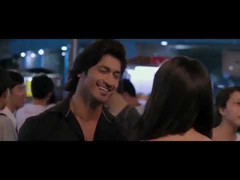 Commando 2   All kissing Scenes of hindi Bollywood movie   vidyut Jamwal   Esha Gupta    Adah sharma
