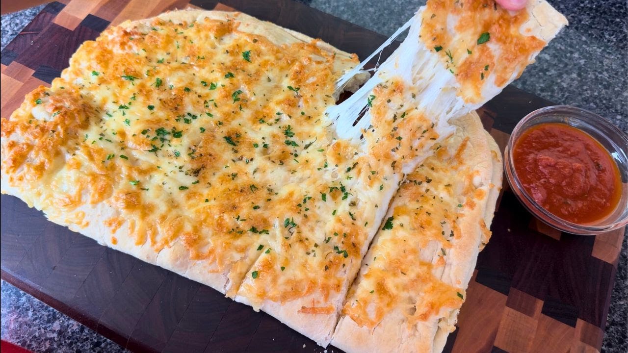 I Don't Buy Cheesy Bread Anymore From Domino's! I make THIS Recipe ...