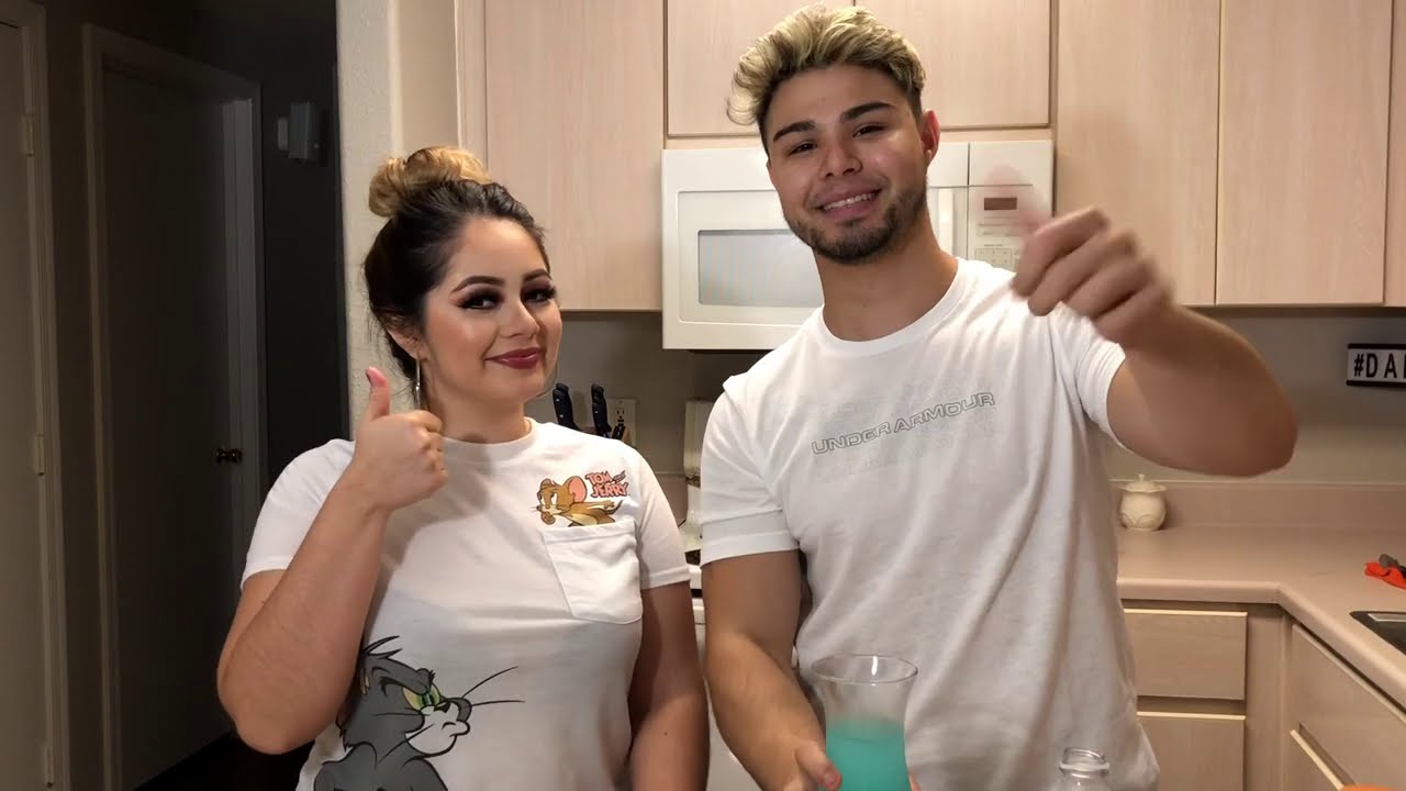Deliciosa limonada azul con Daniela escalera - YouTube
