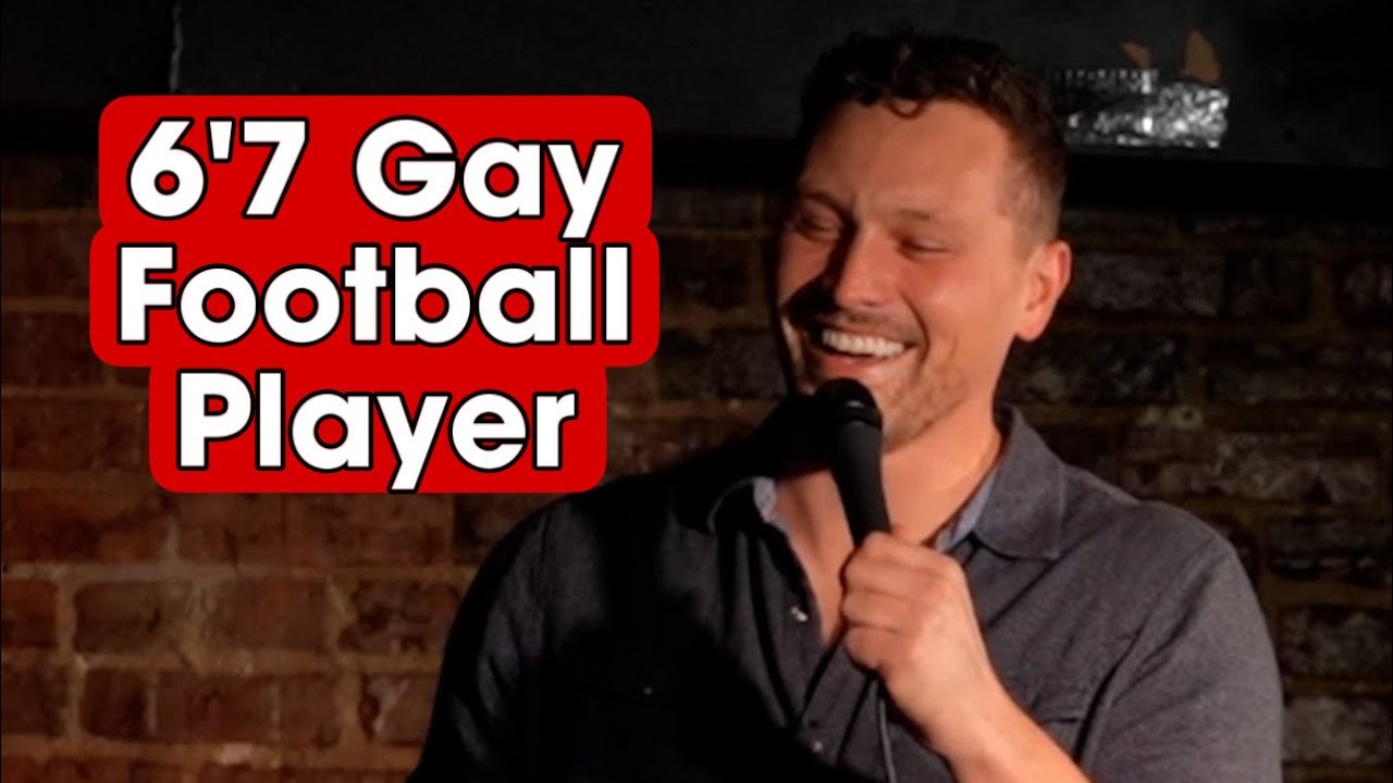 6'7 Gay Football Player - Stand Up Comedy - Rocky Dale Davis - YouTube