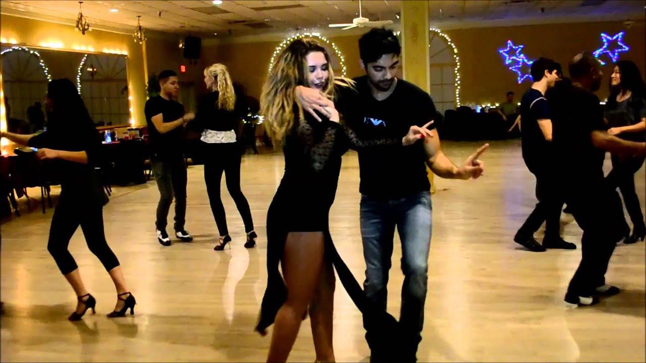 Mohit Dewan & Hayvi Bouzo Social Dance at Mr. Mambo's Salsa Social ...