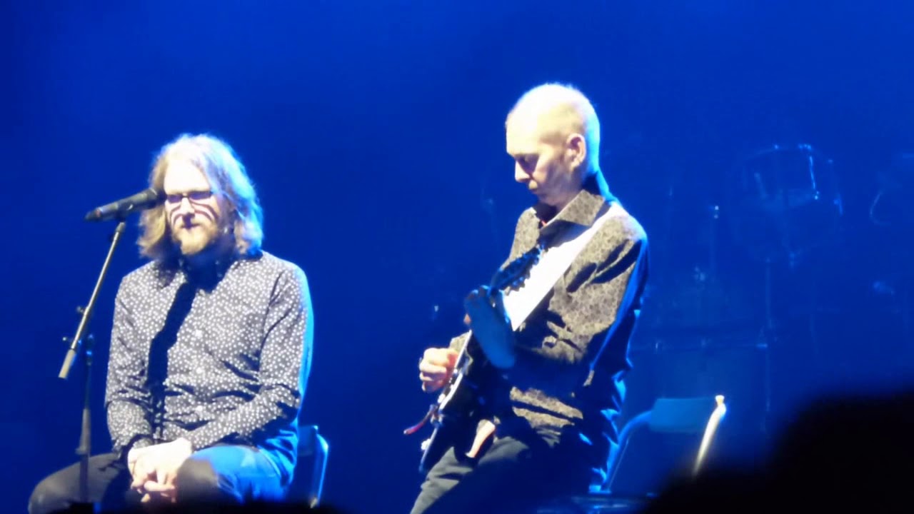 Runrig - In Search of Angels (live 2018) - YouTube