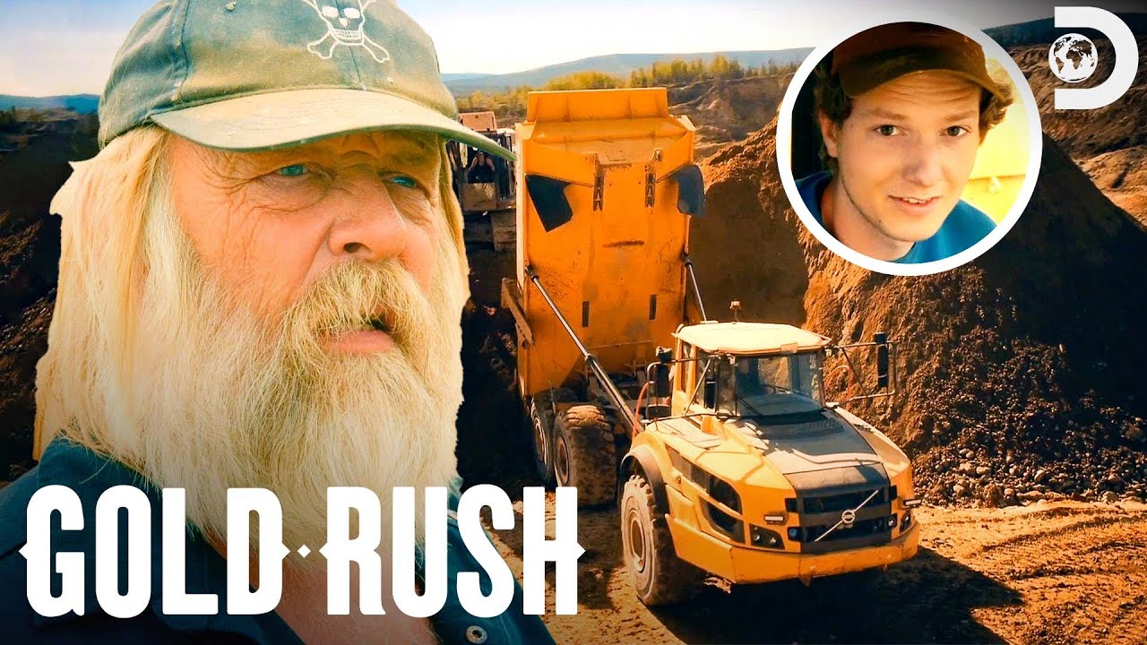 Tony Beets Hires Greenhorn Miners for the Night Shift | Gold Rush - YouTube