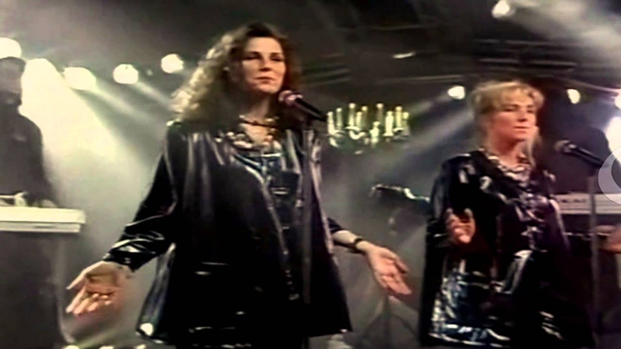 Ace of Base - Happy Nation ( live ) - YouTube