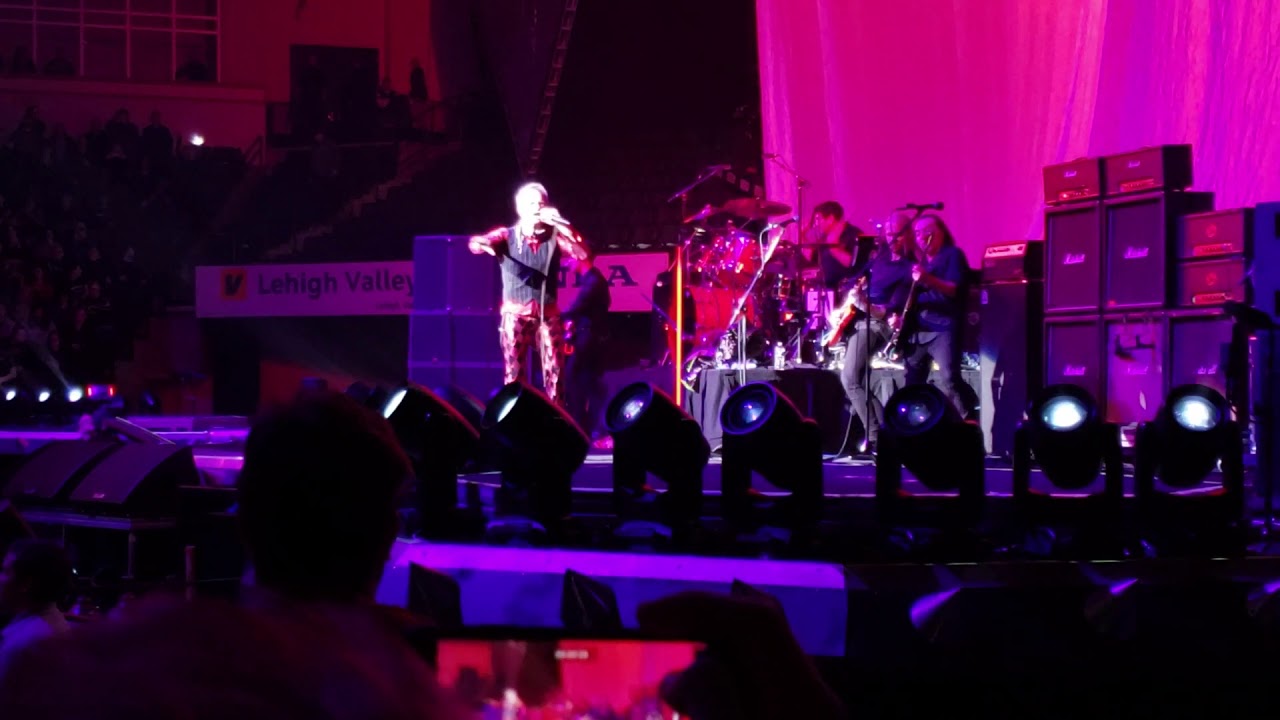 Jump - David Lee Roth (PPL Center - Allentown, PA) - February 4th, 2020 ...