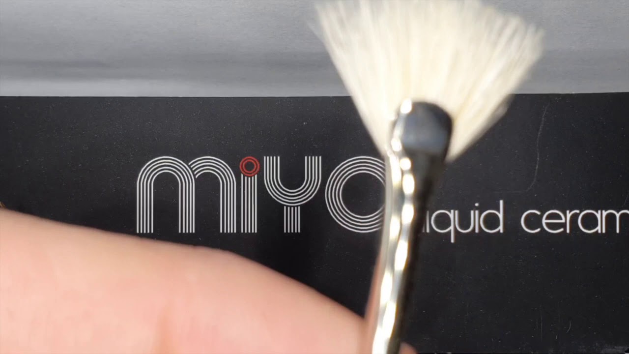 Présentation Pinceaux MiYo liquid ceramic - YouTube