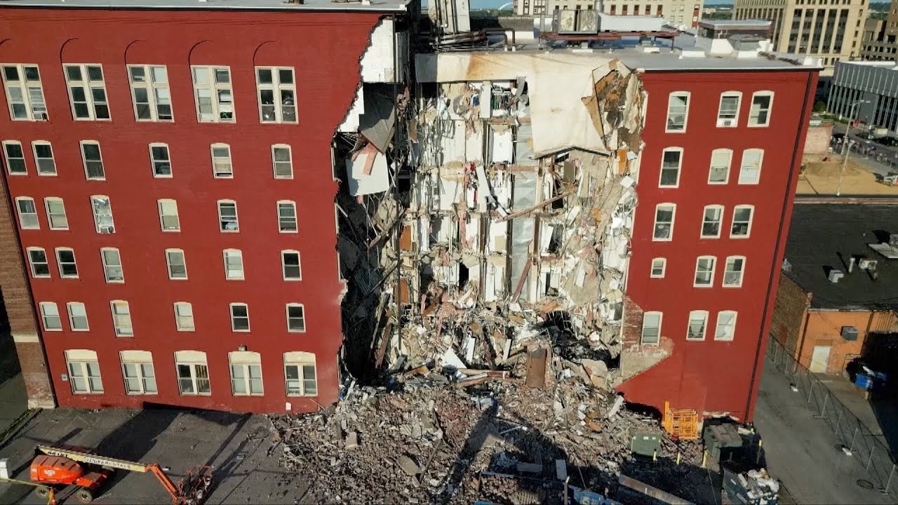 Five residents still unaccounted for after Iowa building collapse - YouTube